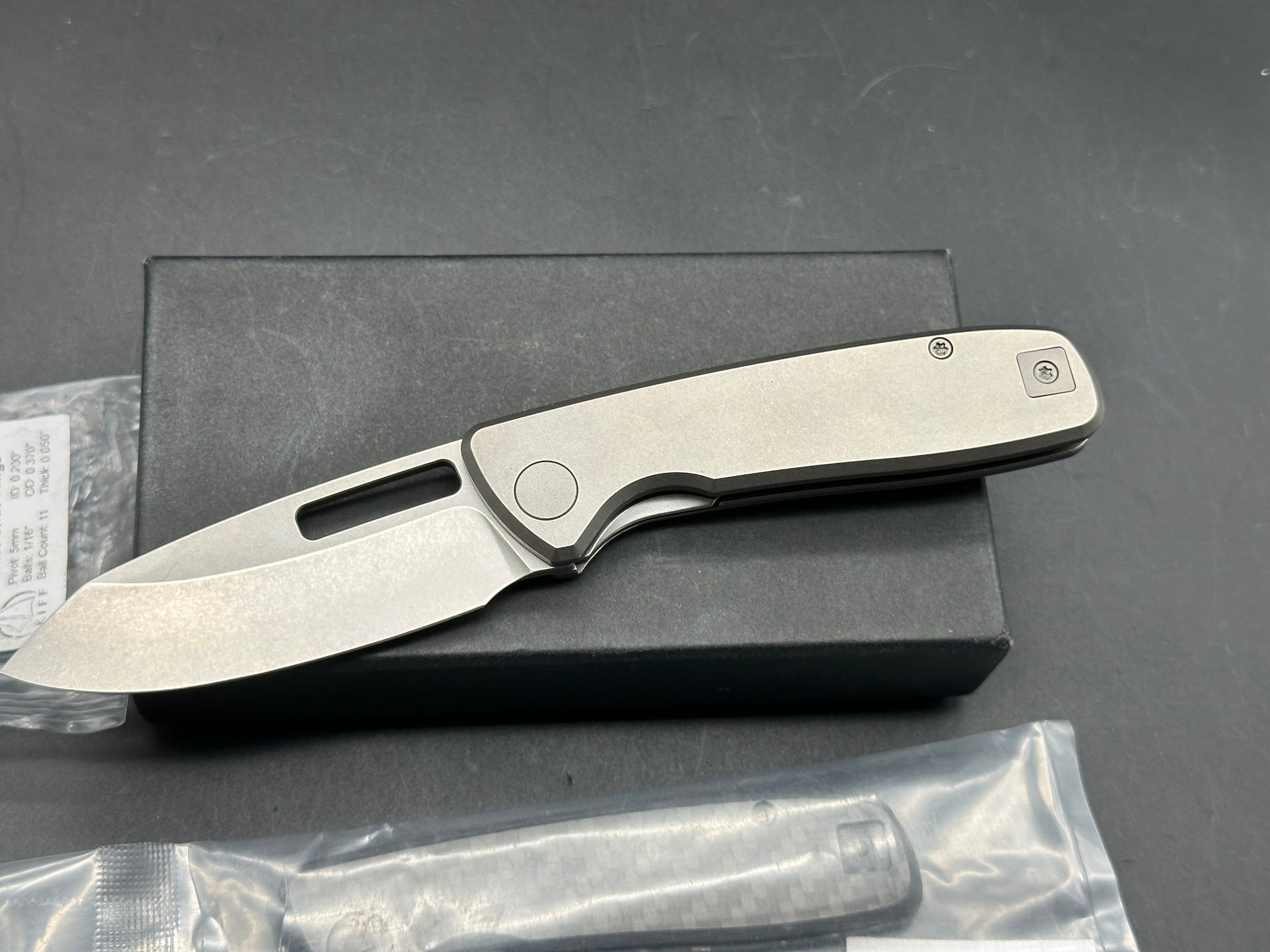 Bridgeport 395 LL, 3" CPM 20CV Stonewash Blade with Stonewash Titanium