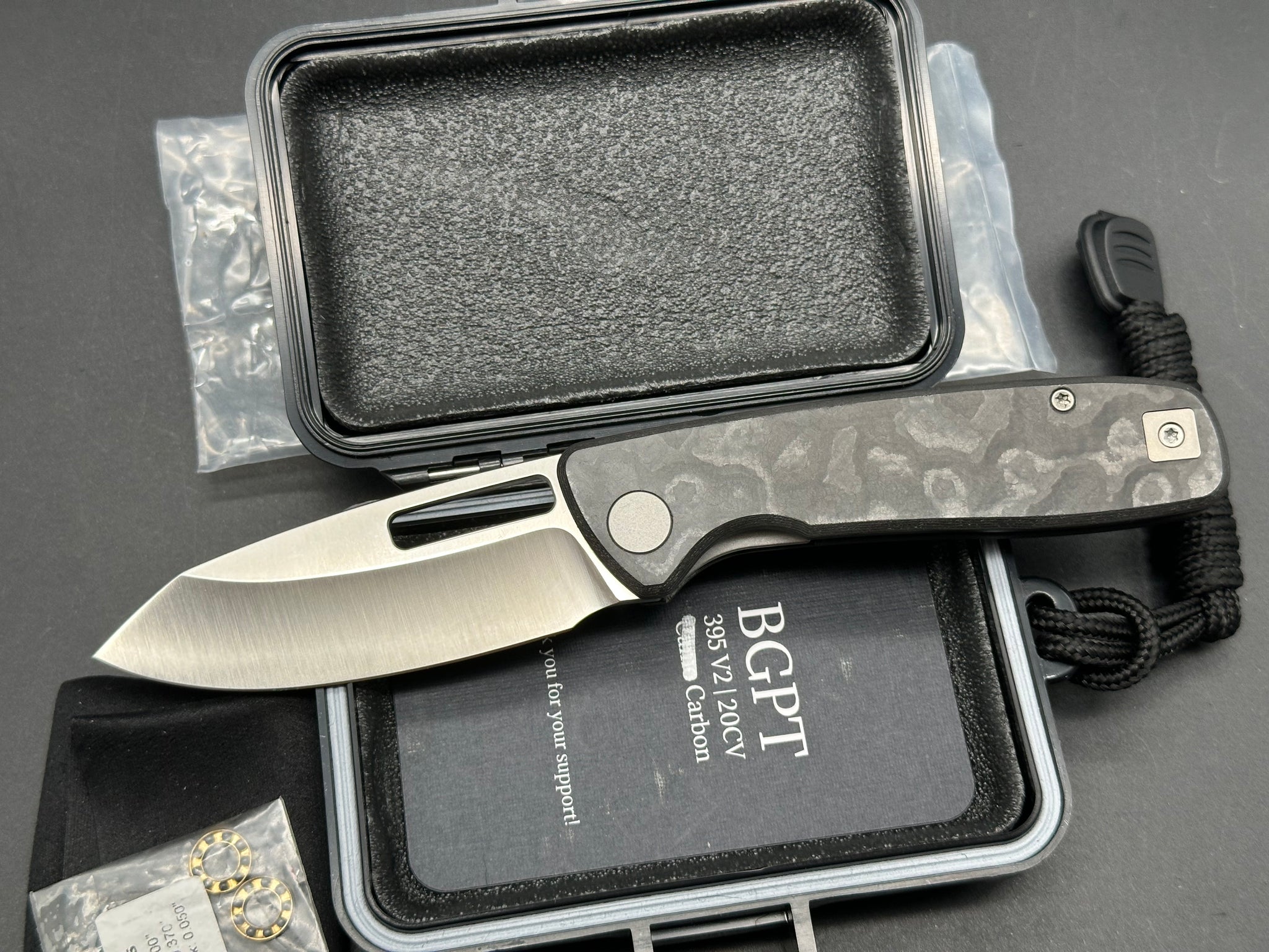 Bridgeport 395 LL, 3" CPM 20CV Satin Blade with Back Camo Fat Carbon H
