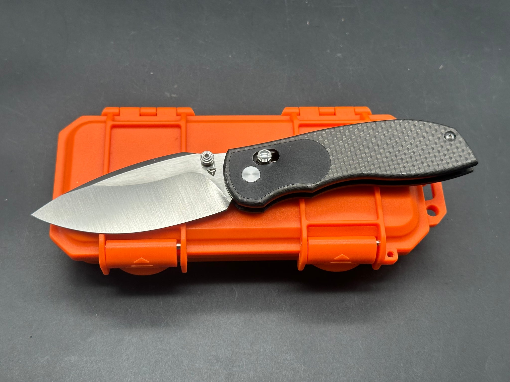 TuyaKnife Big Belly Slide Lock Knife Carbon Fiber (3.5"Satin)