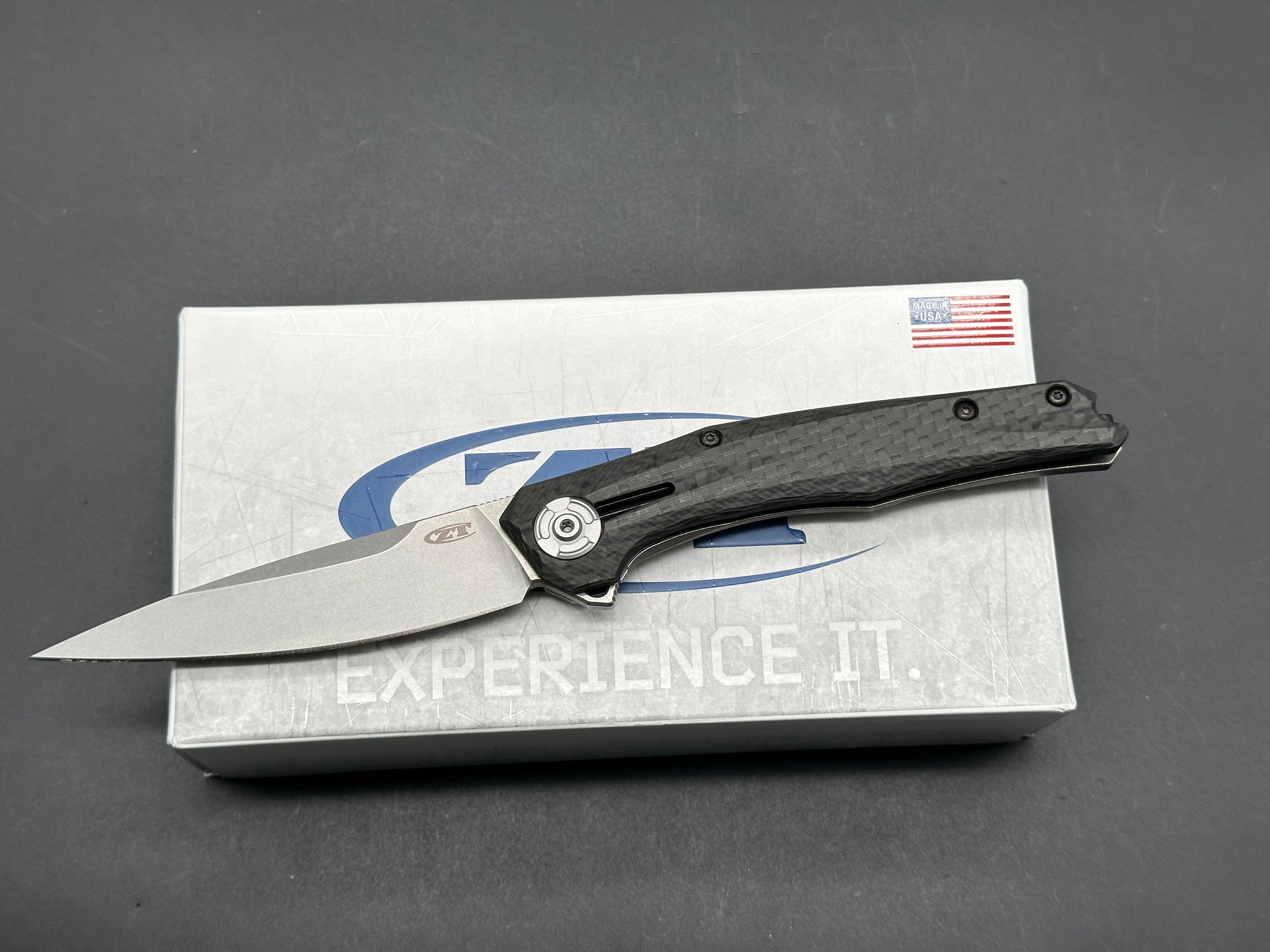 ZERO TOLERANCE MODEL 0707 FRAME LOCK KNIFE CARBON FIBER HANDLE PLAIN 2