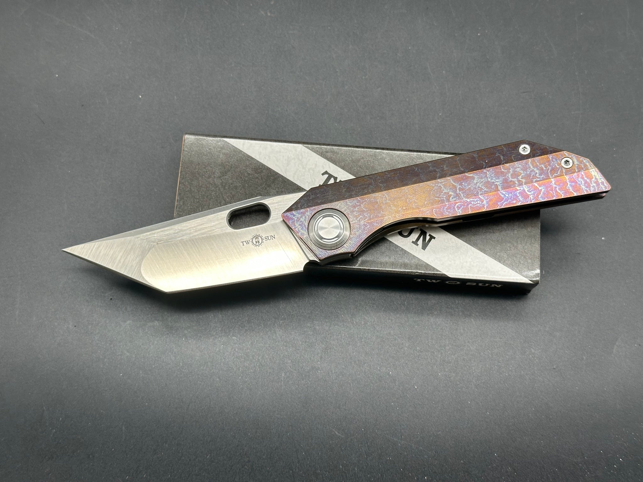 TwoSun TS300