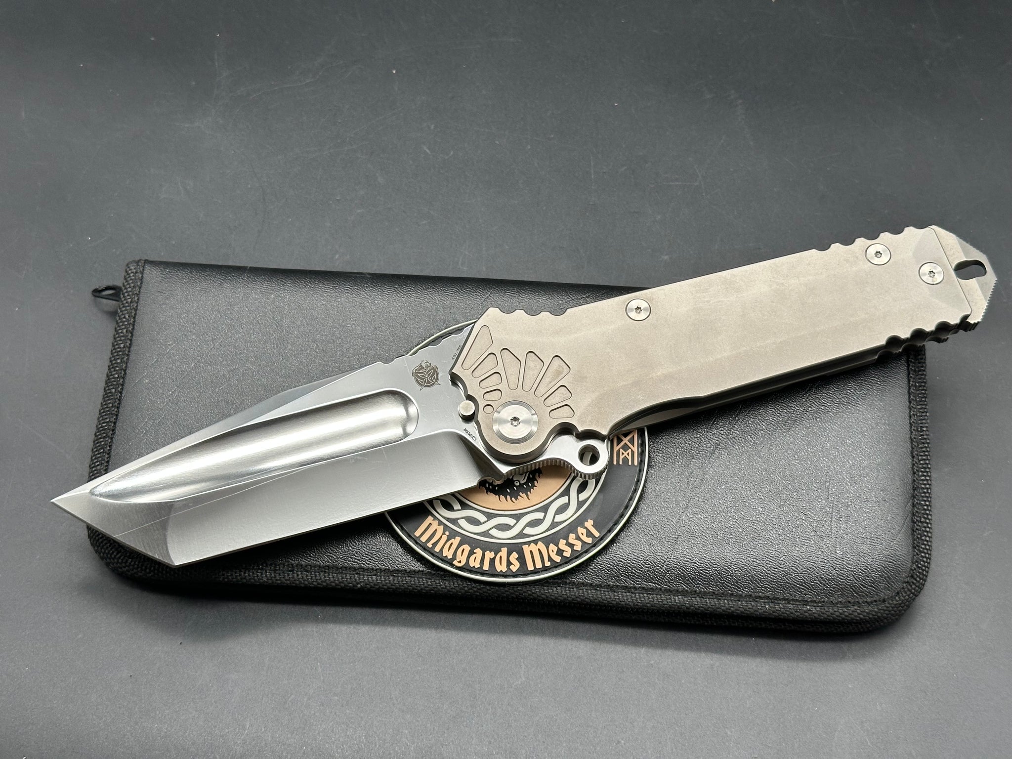 Midgards Messer & PMP Knives - Big Boss/Grey +Ti Frame/Tanto/Satin CPM