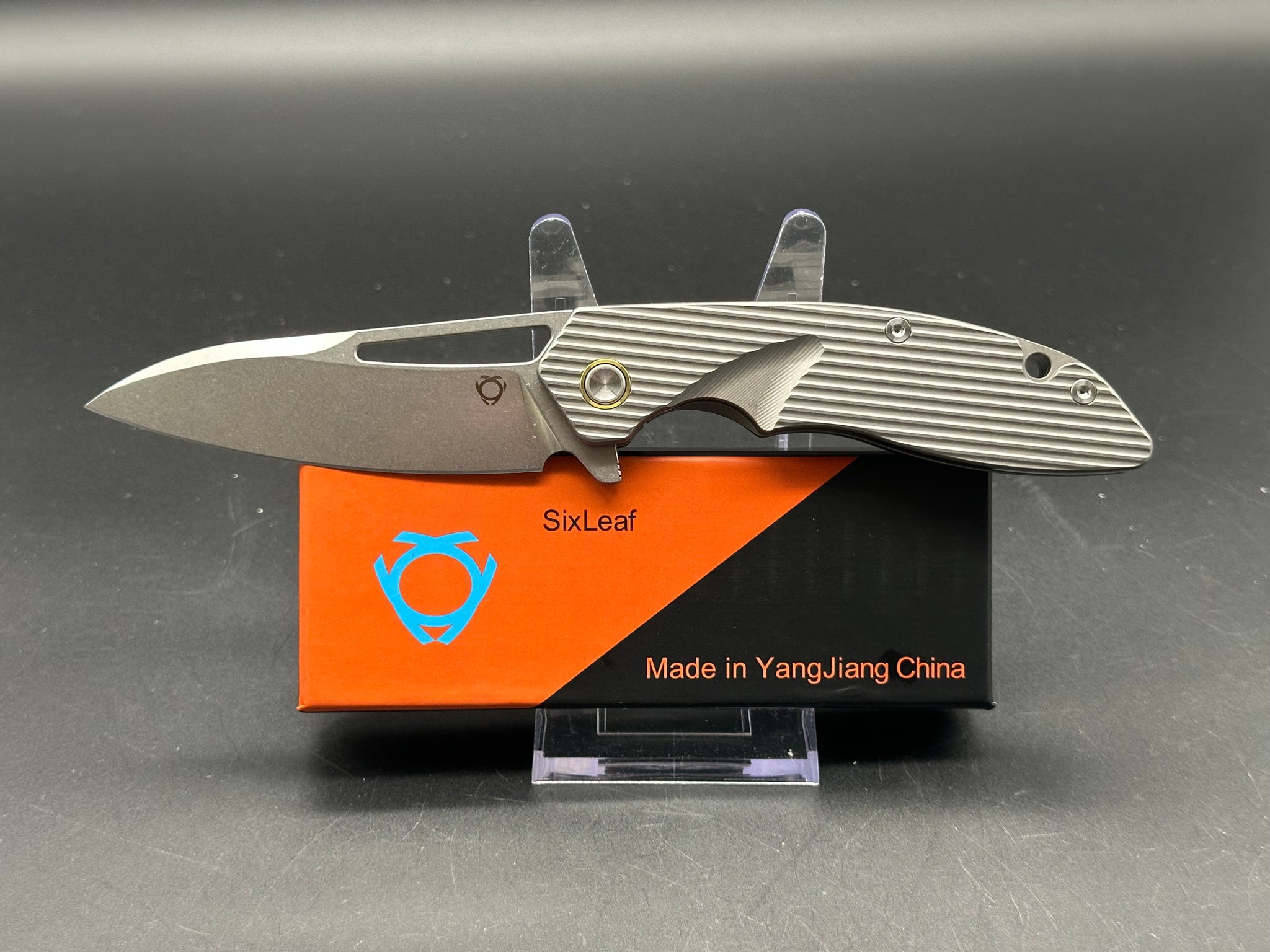 SIXLEAF SL-29B RATTLESNAKE DESIGNS POCKET KNIFE MILLED TITANIUM HANDLE