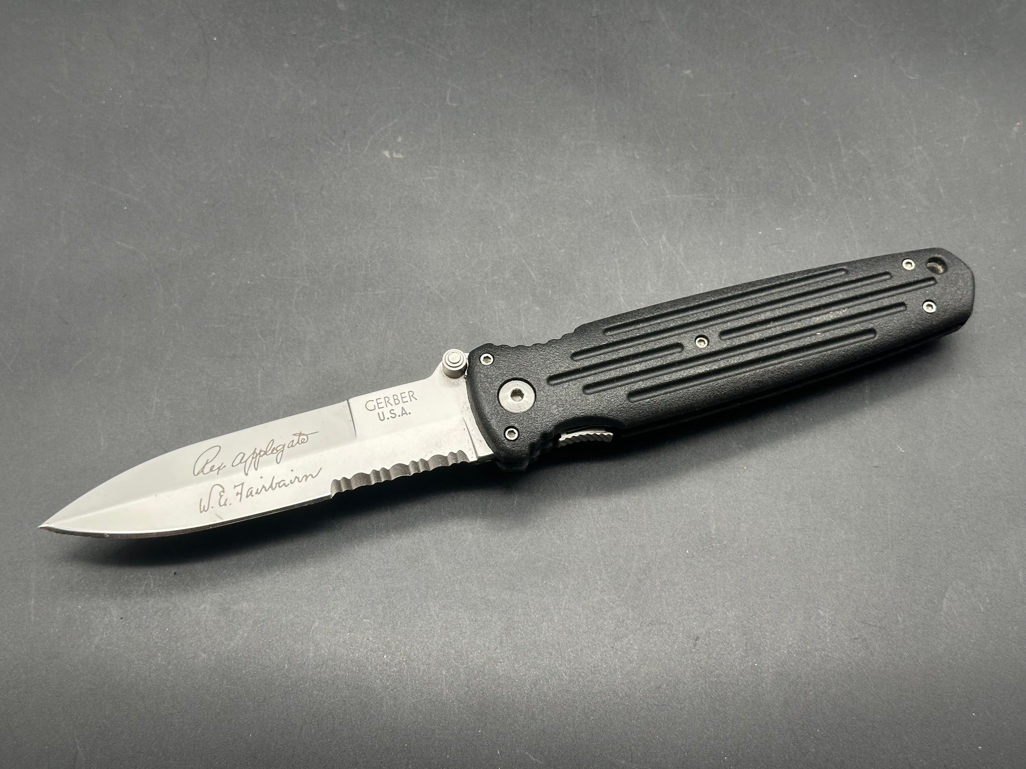 Gerber Applegate Combat Folding Knife, Serrated Edge