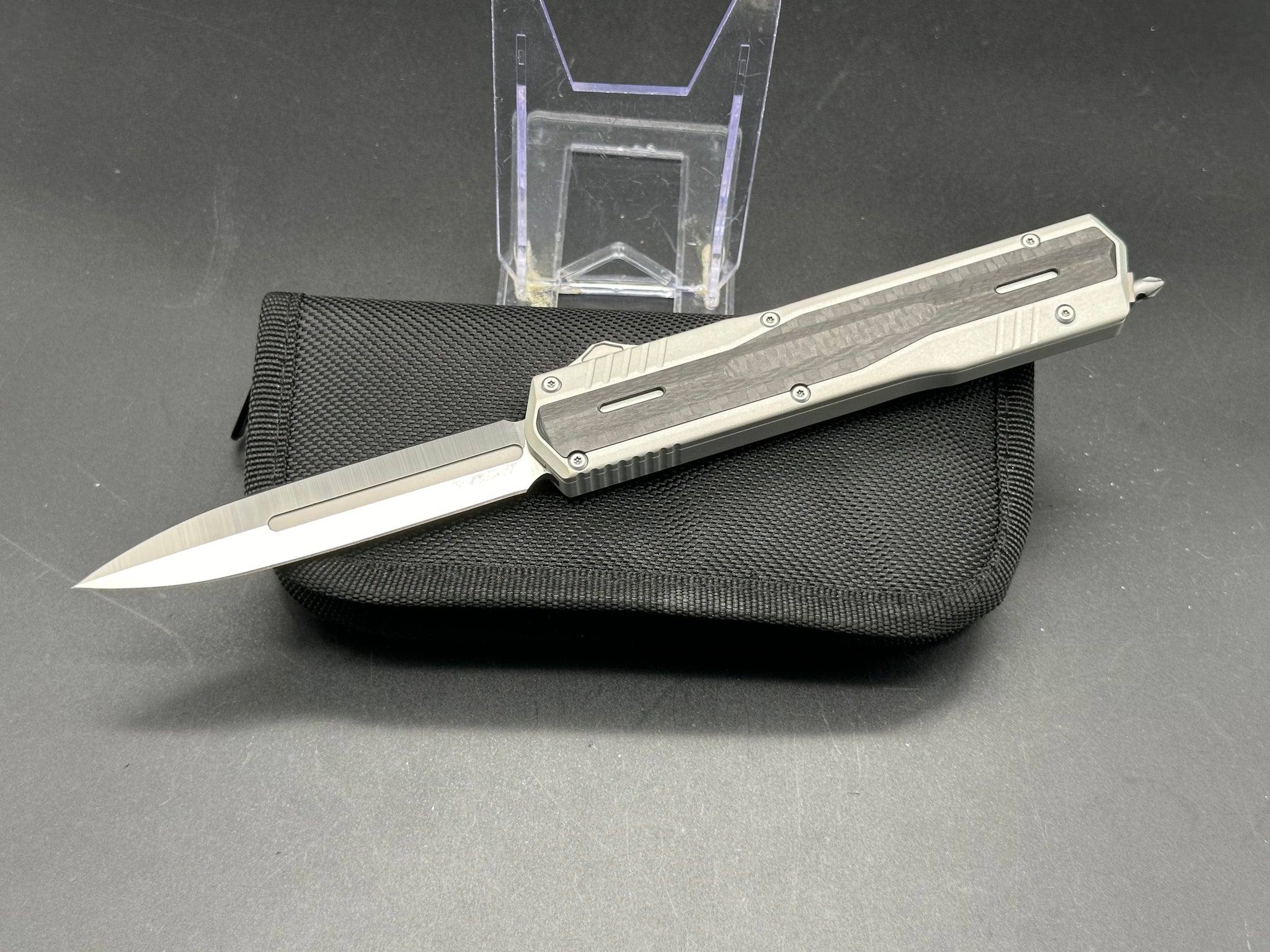 No Limit Night Stalker OTF Aluminum Frame + Carbon Fiber Inlays Dagger