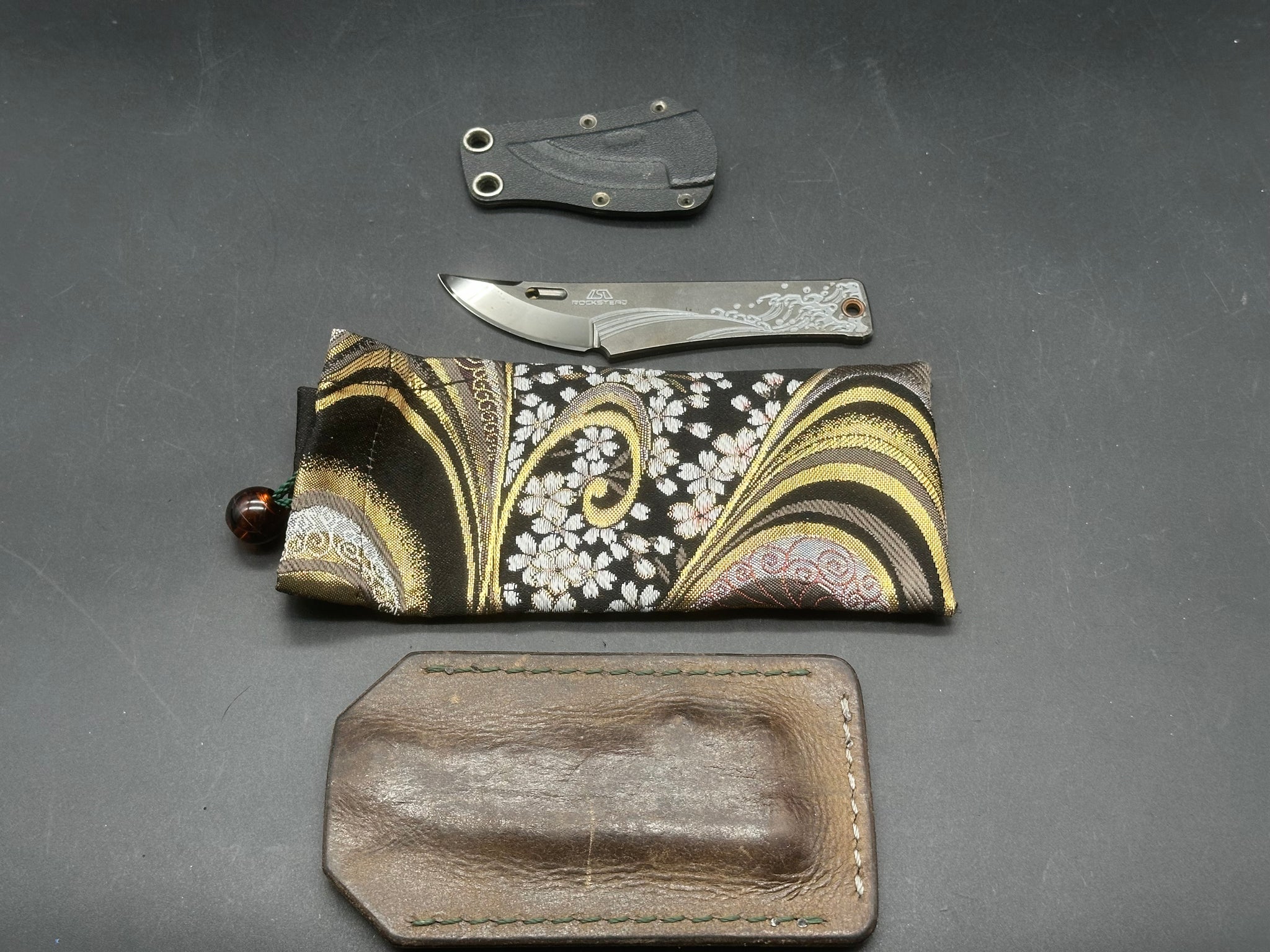 Rockstead Chou knife YXR-7 blade material that is DLC coated