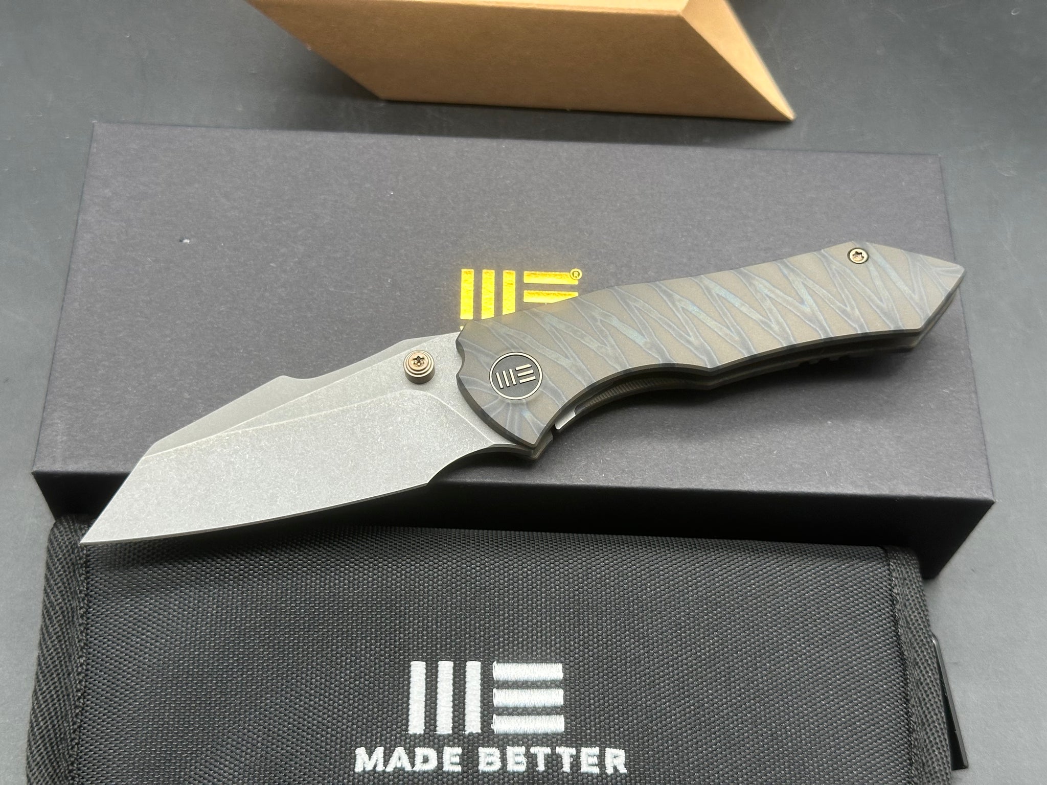 WE Knife Co. High-Fin Frame Lock Knife Flamed Titanium