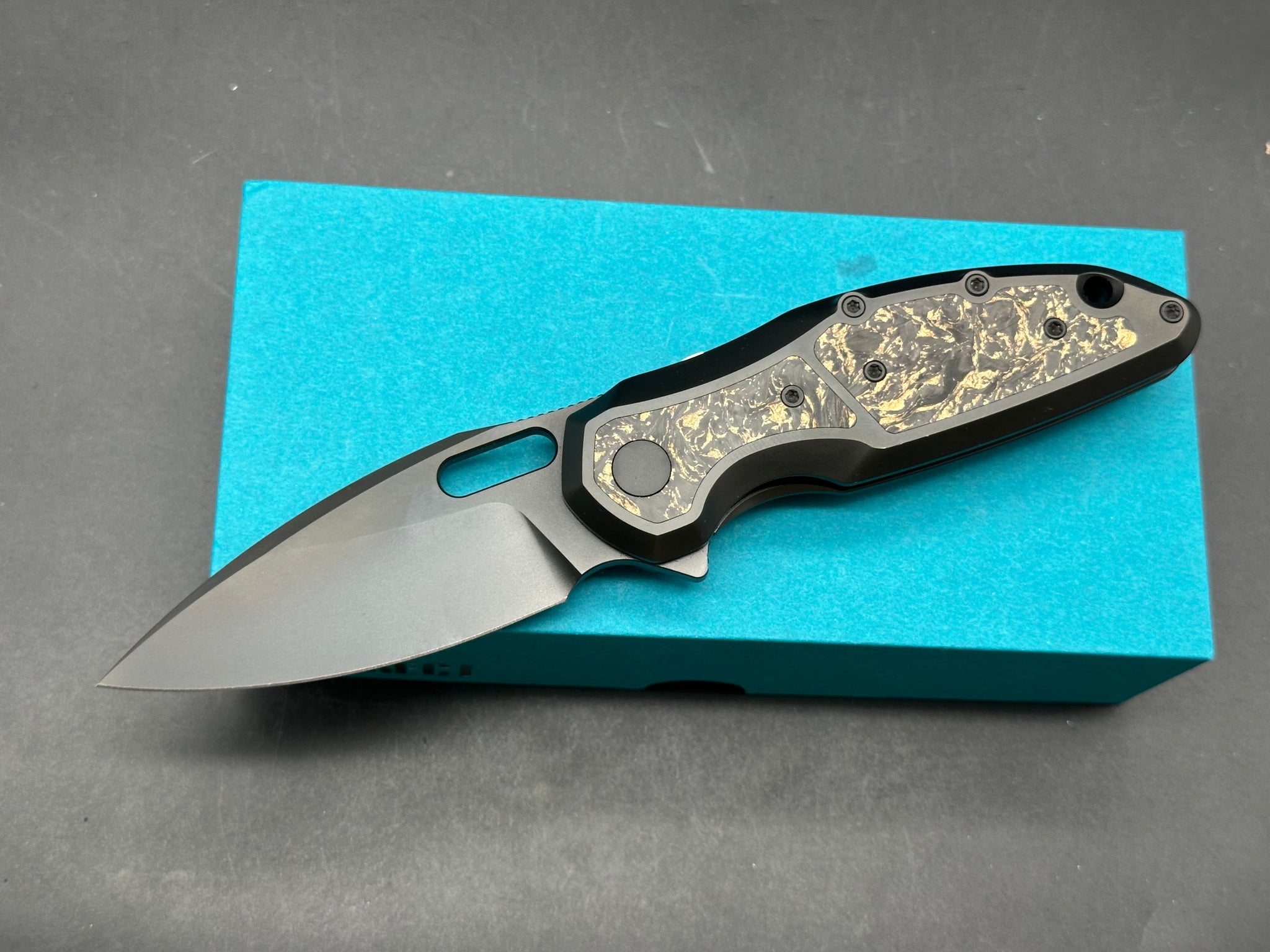 Molsect MANTLE - DLC CPM-S35VN STEEL FRAME LOCK POCKET KNIFE M1183DC