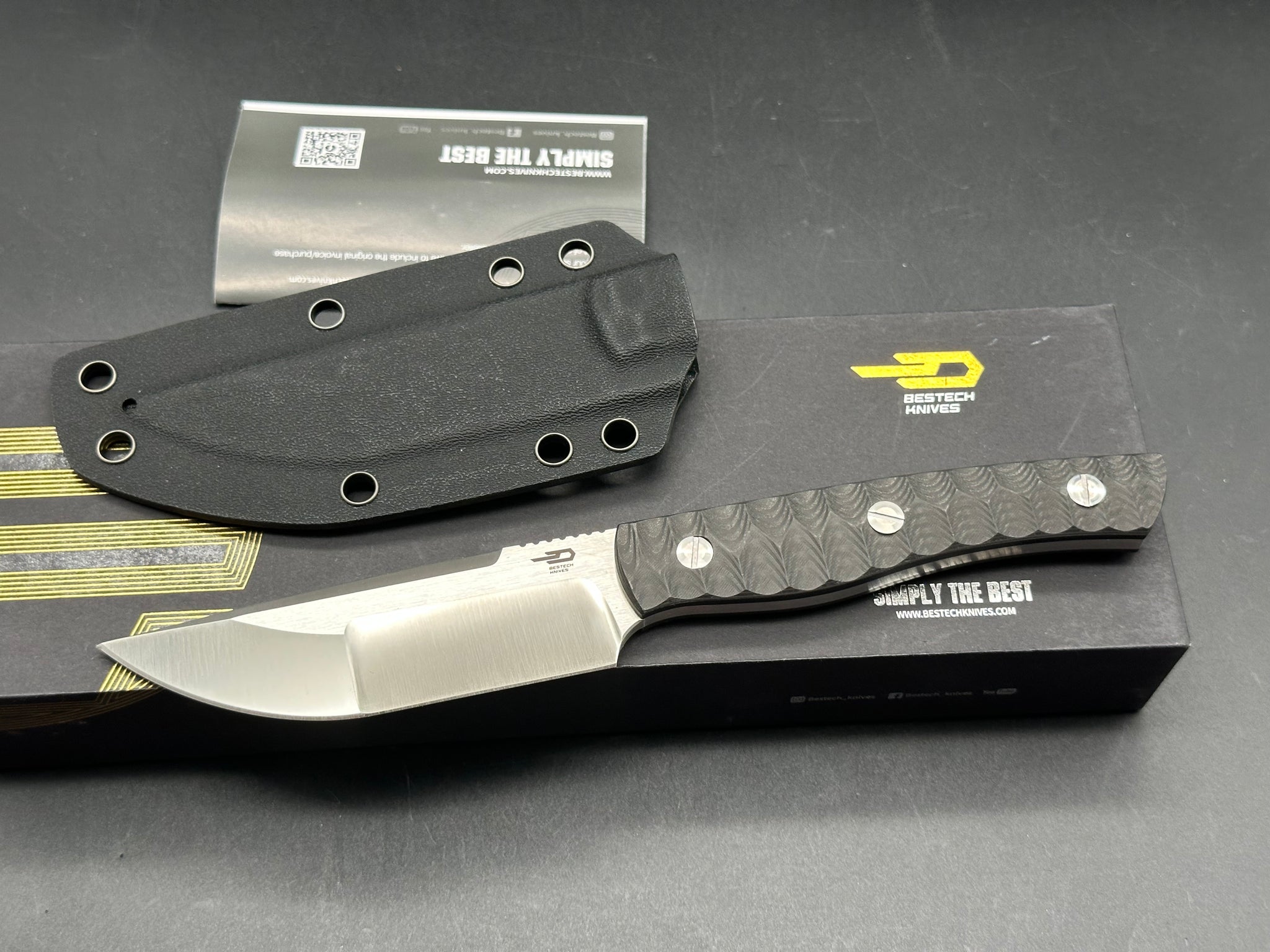 Bestech Heidi Blacksmith 2 - S35VN, Carbon Fiber Handle