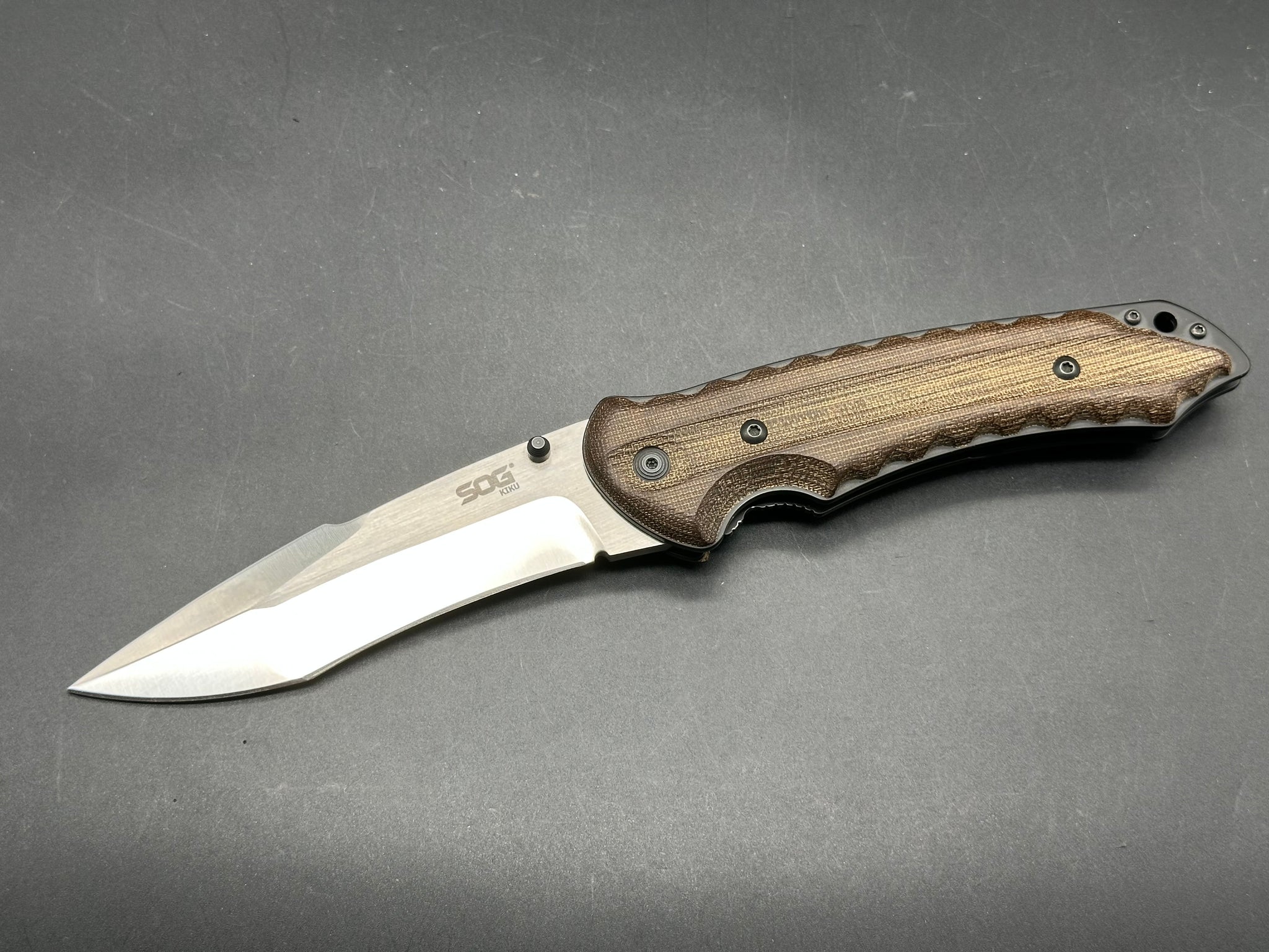 SOG Large Kiku Matsuda Folder