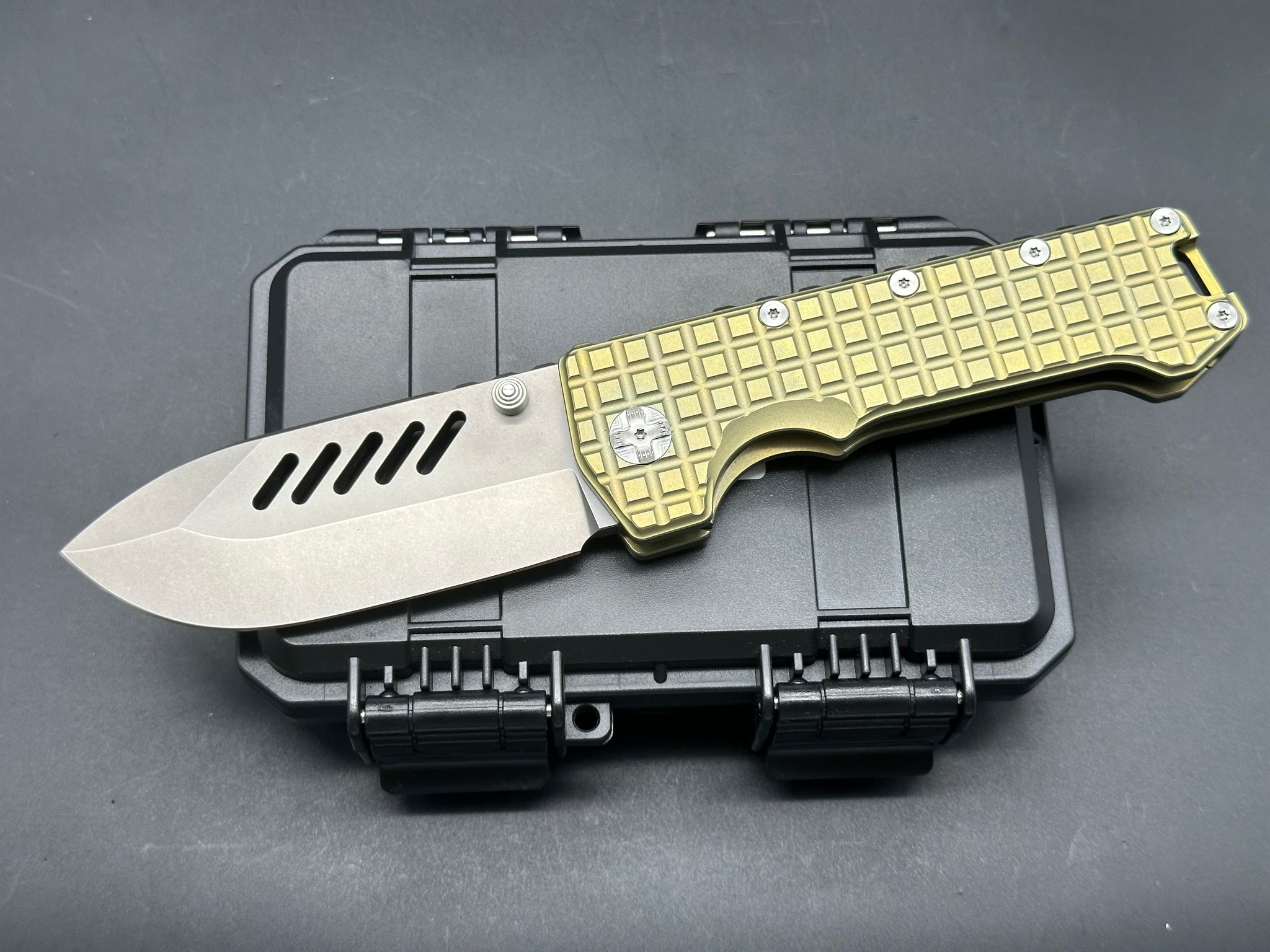 PMP Knives - Kodiak/Gold-Bronze Ti Handle/Straightback/Stonewash Bohle